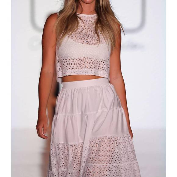 ANGELA HORTON | Tops | New Angela Horton Cartagena Top In White Eyelet ...